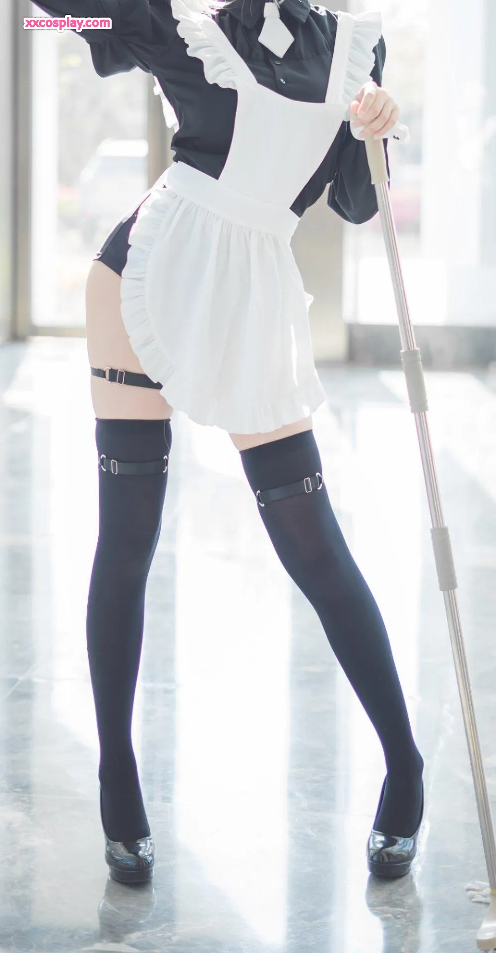 Cosplay de Empregada Sedutora de Xiaomei Ma | xxcosplay